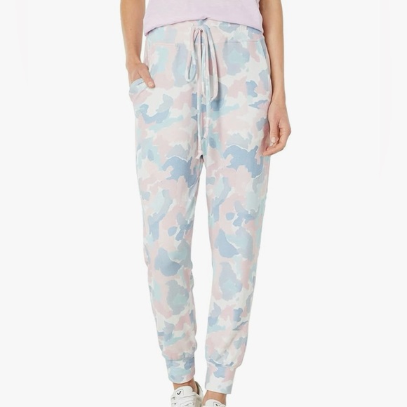 Sundry | Pants & Jumpsuits | Sundry Abstract Pastel Camo Joggers Pa Ts ...